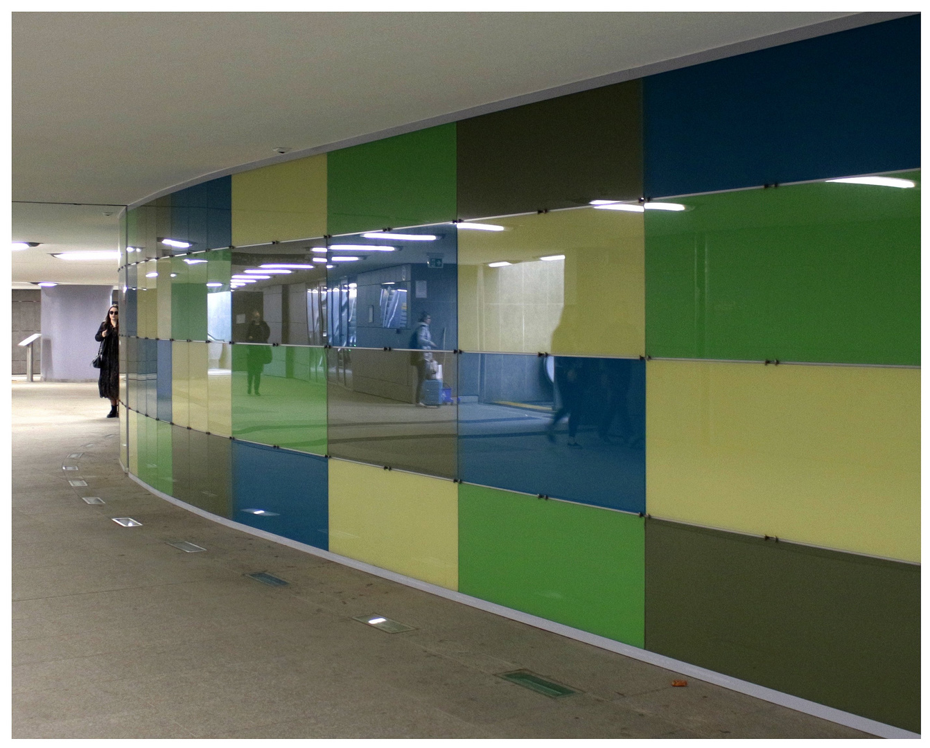 um die ecke. Foto & Bild | world, spezial, menschen Bilder auf ...