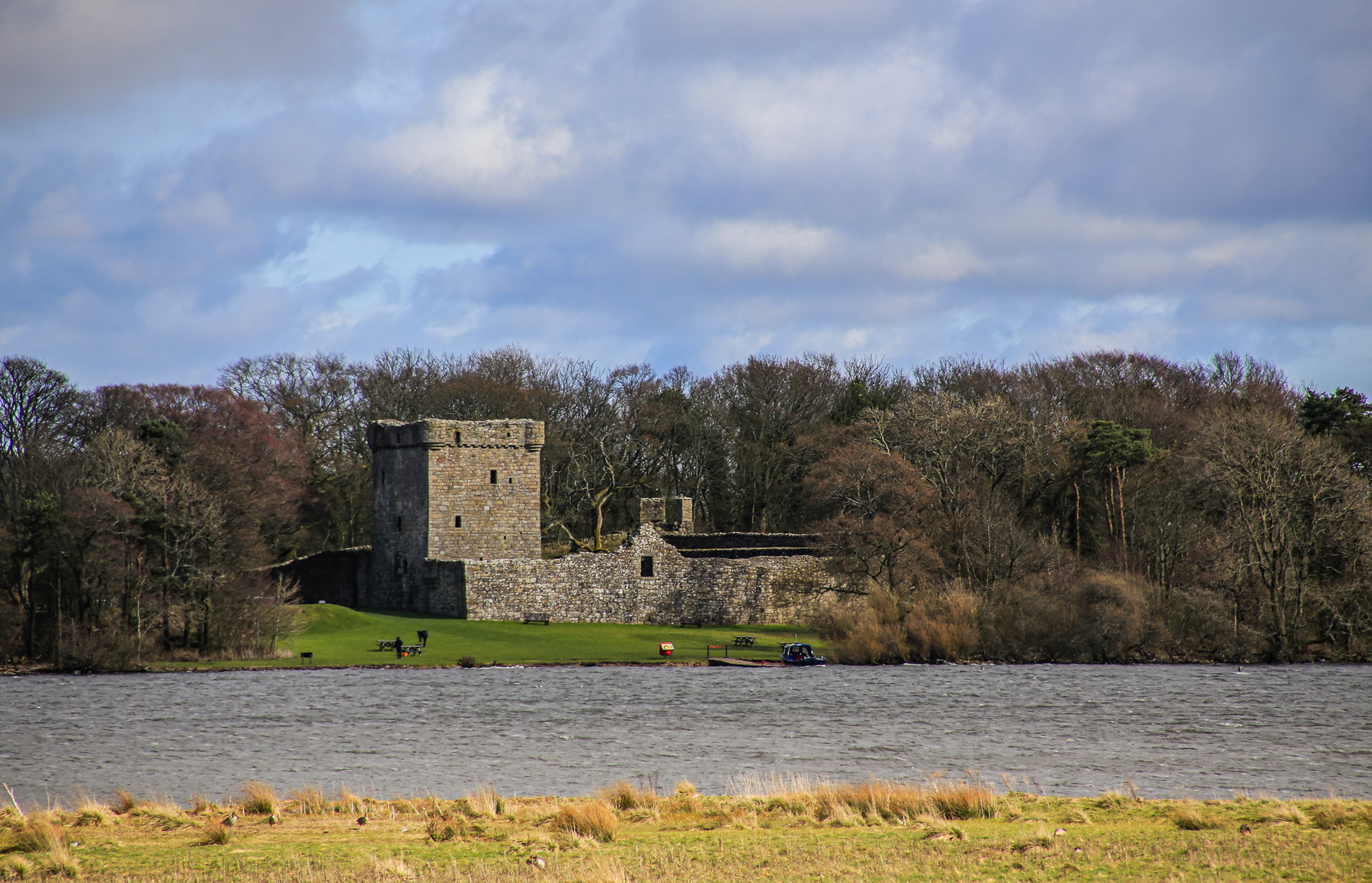 Um dieses Loch Leven Castle.... Foto & Bild | europe, united kingdom ...