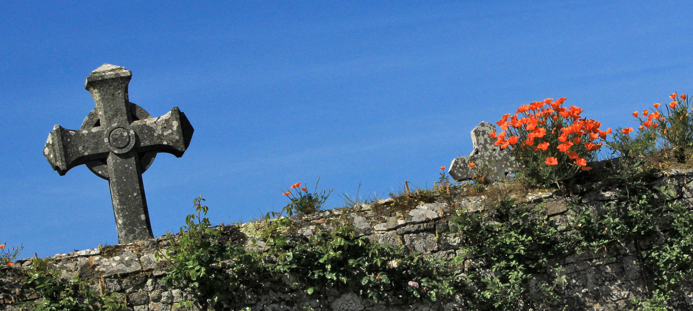 Un Signe de Croix .... photo et image | france, bretagne, paysages ...