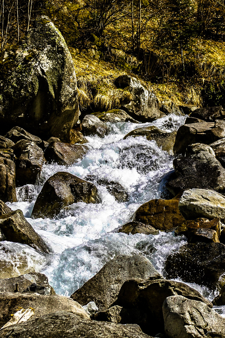 UN TORRENT photo et image | nature, rivière, torrent Images fotocommunity