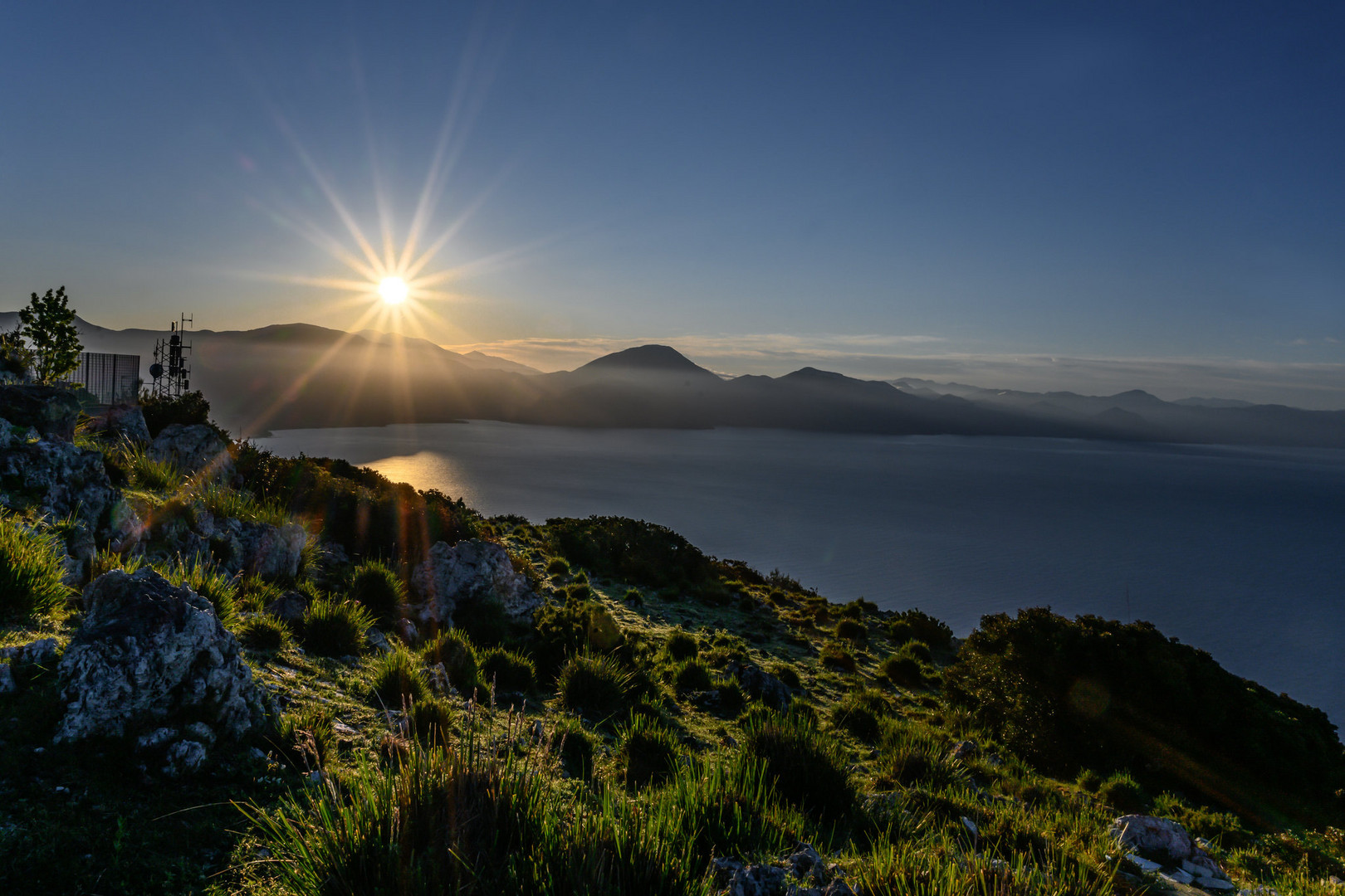 Un'alba..! Foto % Immagini| cilento, campania, scario Foto su fotocommunity