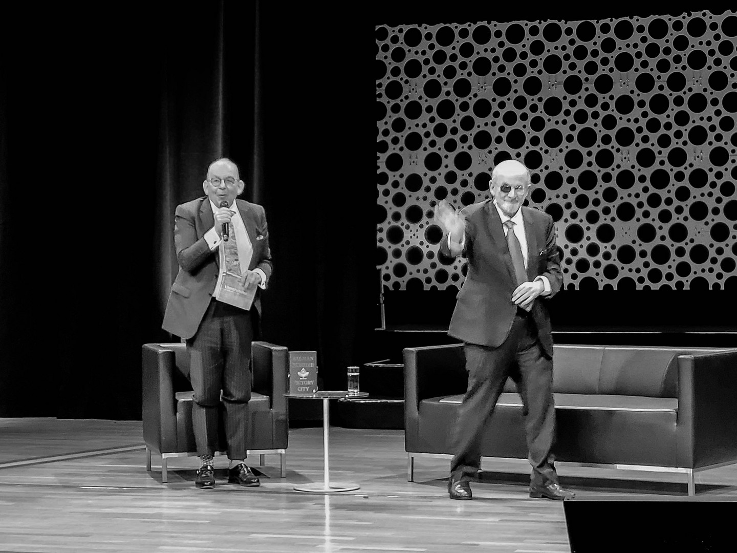 und Tschüß! Foto & Bild | sw, europa, monochrom Bilder auf fotocommunity