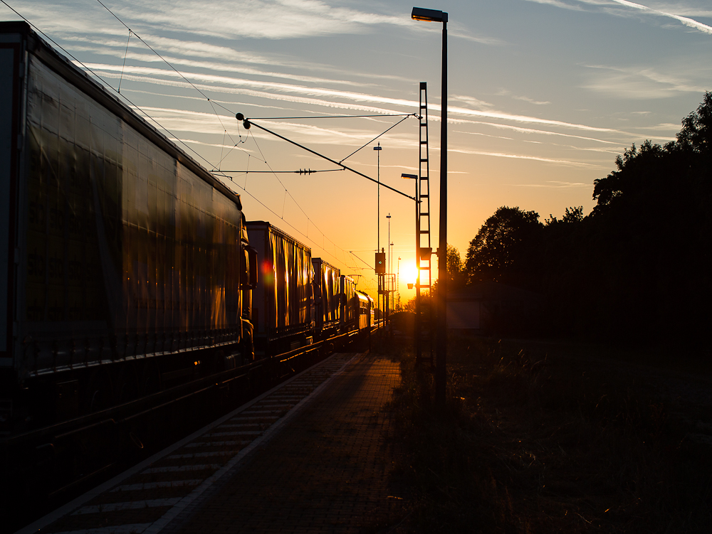 Und tschüss ... Foto & Bild | züge, güterzüge, eisenbahn Bilder auf ...