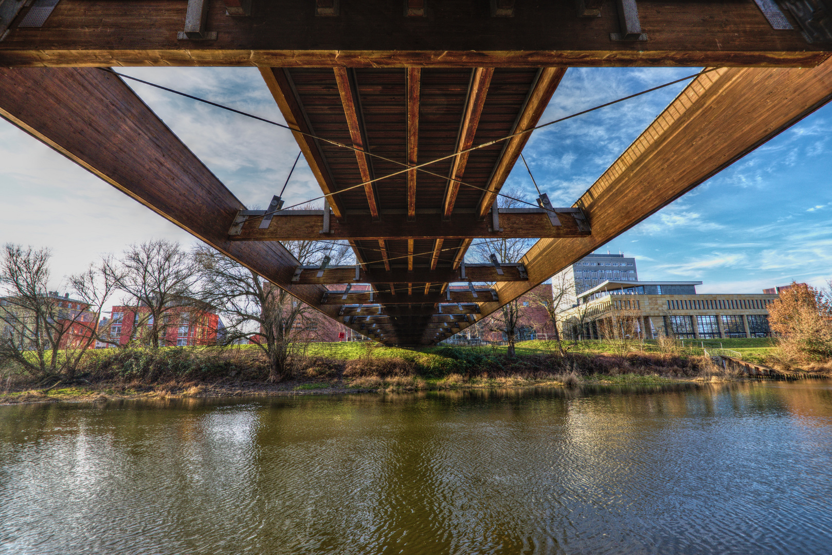 Under the bridge Foto & Bild | architektur, landschaft, straßen ...
