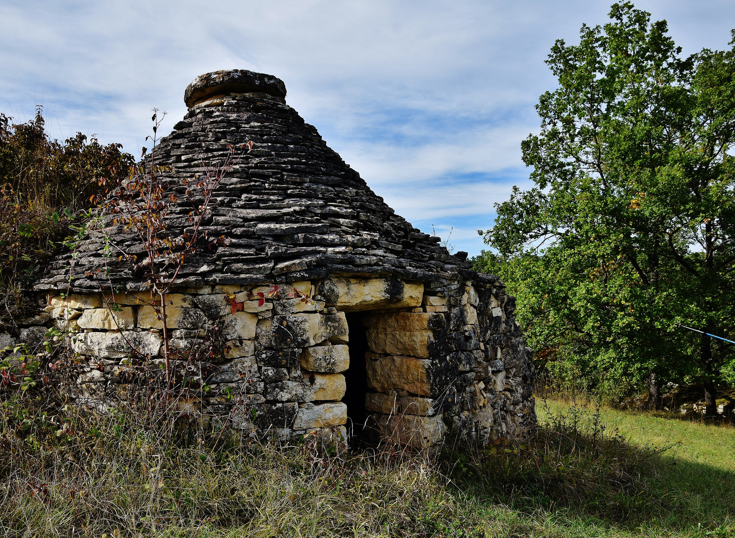 Une "borie" en Périgord..... photo et image | divers, la nature ...