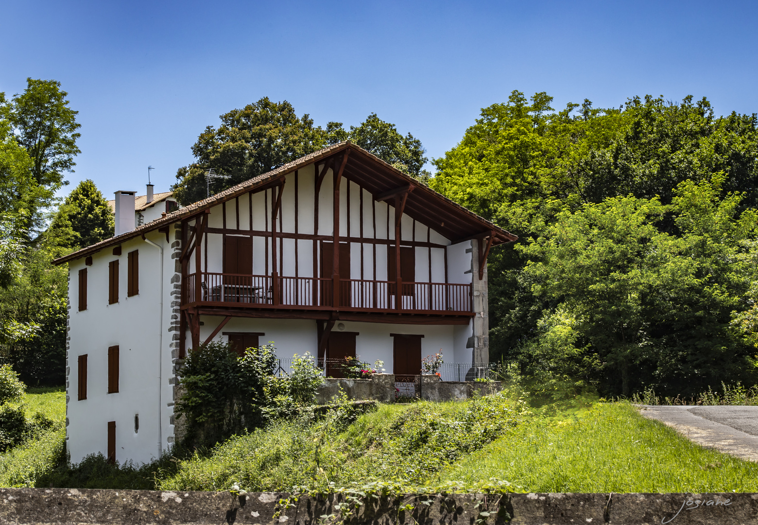 UNE MAISON BASQUE photo et image | nature, paysage, maison Images ...