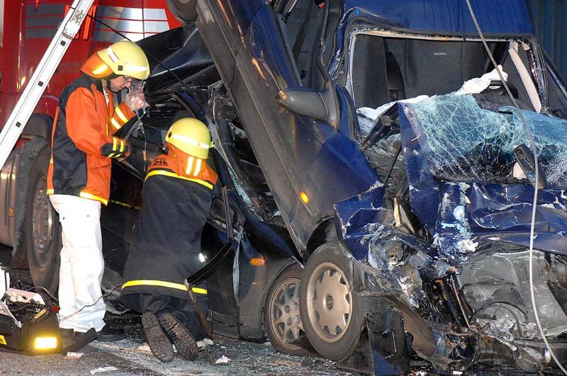 Ungebremst ins Stauende #2 Foto & Bild | reportage dokumentation ...