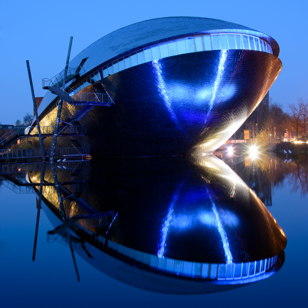 Universum Bremen Foto & Bild | architektur, bremen, universum Bilder ...