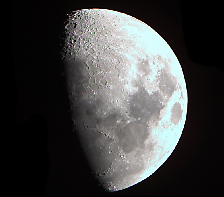 Unser (Halb)-Mond Foto & Bild | mondaufnahmen, himmel & universum ...