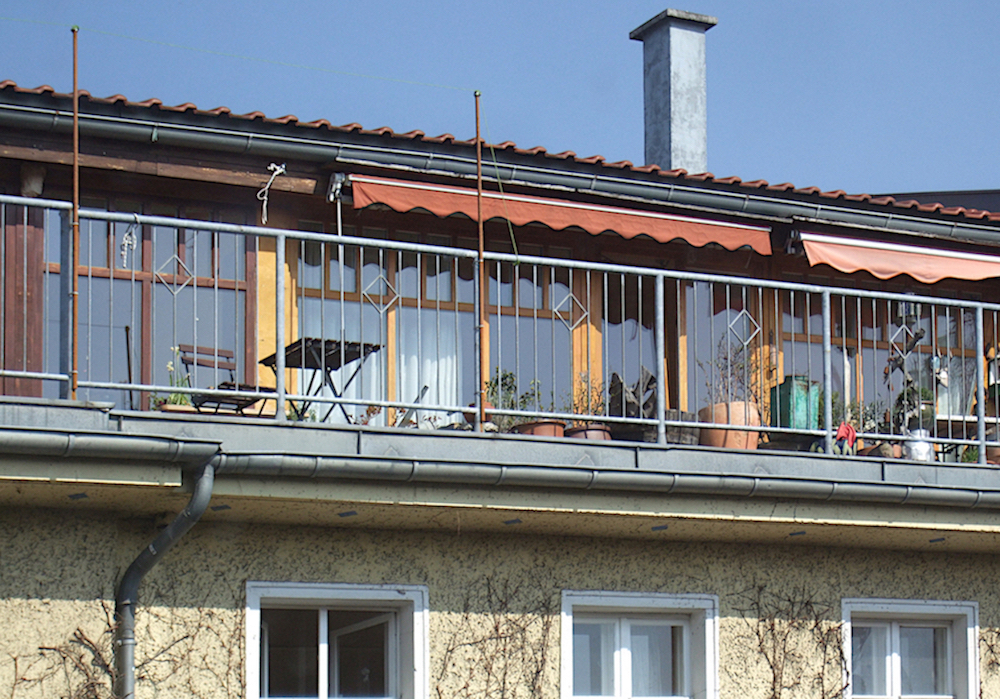 Unterm Dach juchhe! Foto & Bild | architektur, fassaden ...