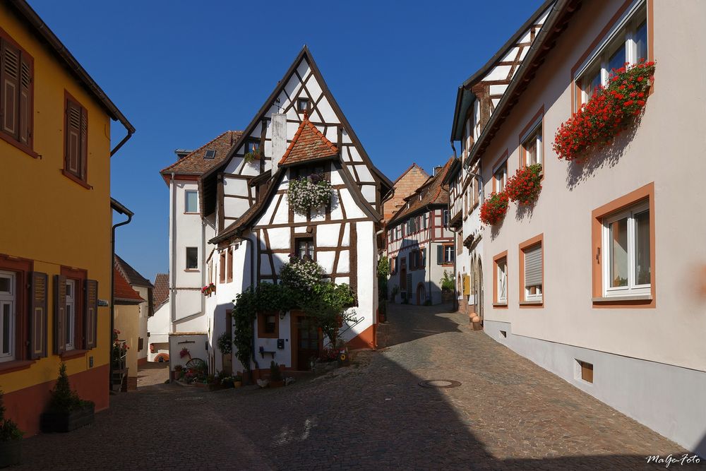 Unterwegs in Neuleiningen 3 Foto & Bild | architektur, deutschland ...