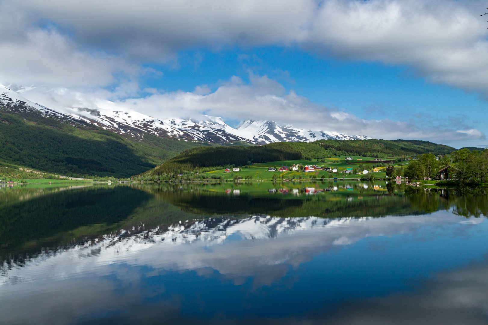 Unterwegs zum Trollstigen Foto & Bild | europe, scandinavia, norway ...