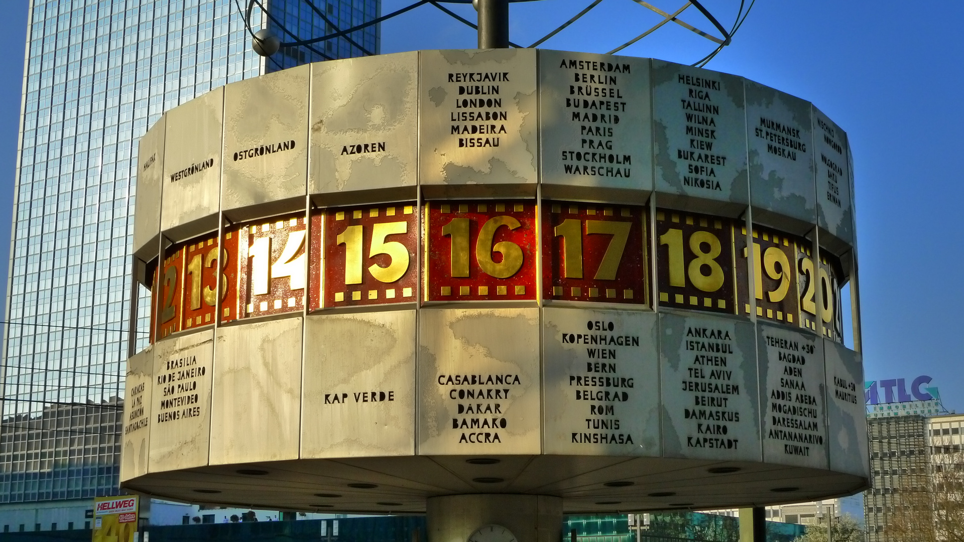 Urania-Weltzeituhr am Alex Foto & Bild | architektur, berlin, uhr ...