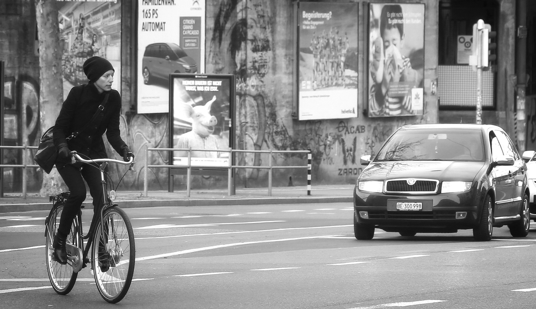 Urban cycling Foto & Bild | streetfotografie mit menschen, autos ...