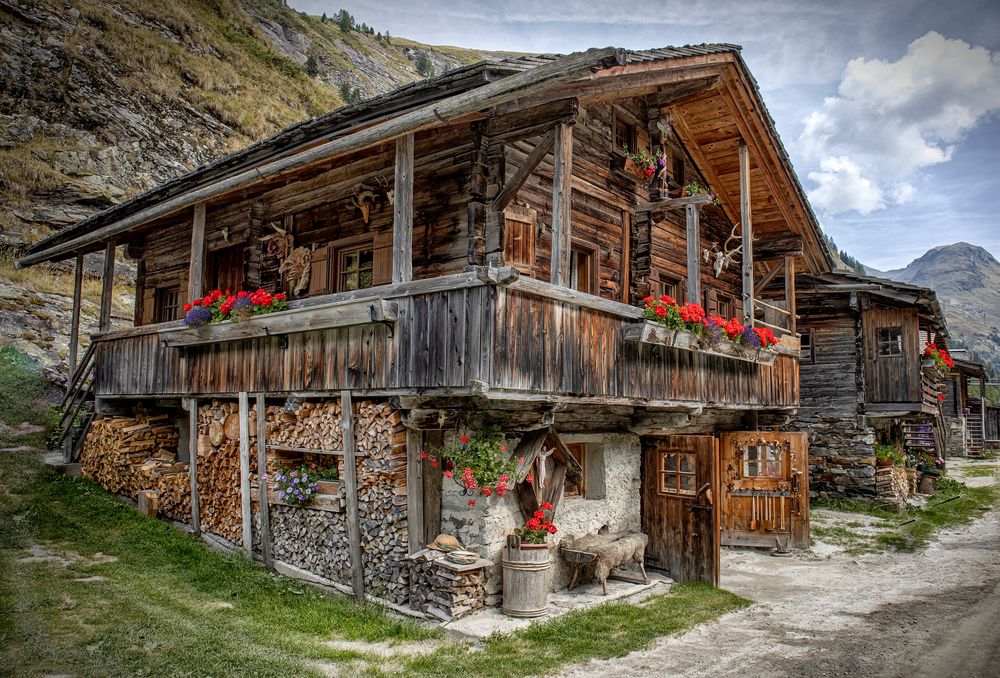 urige Almhütte Foto & Bild | architektur, europe, Österreich Bilder auf ...