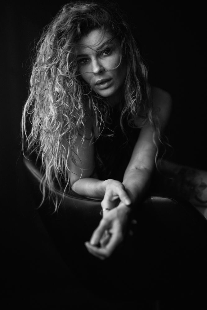 V. Foto & Bild | erwachsene menschen, portrait, portrait frauen Bilder auf fotocommunity