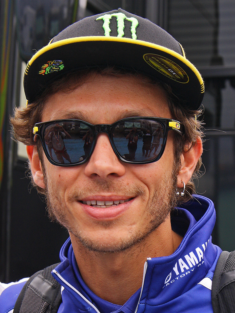 Valentino Rossi Foto & Bild | sport, motorsport, fahrerportraits Bilder ...