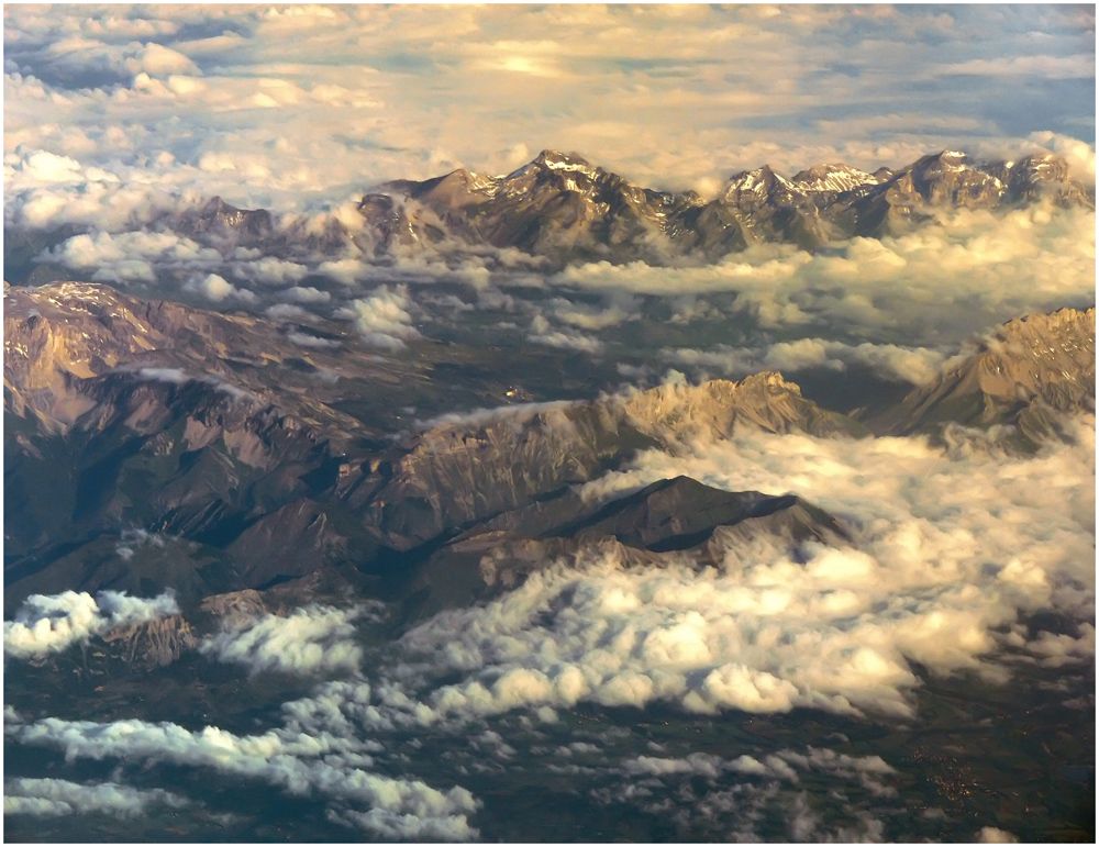 Valleys deep and the mountains so high .... Foto & Bild | landschaft ...