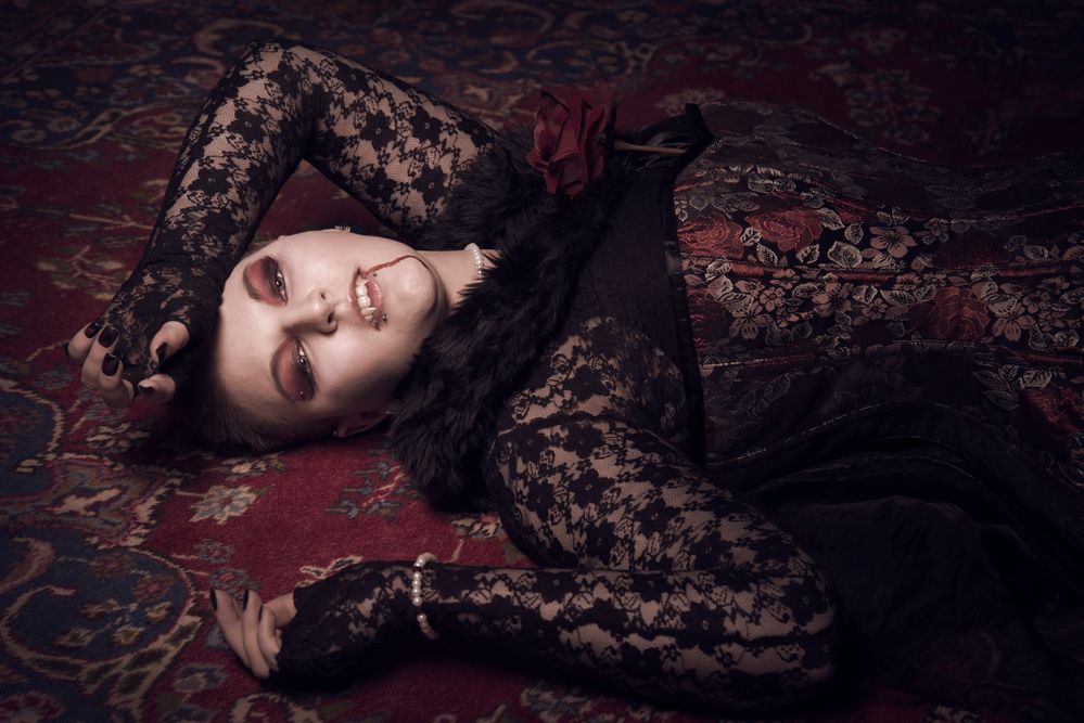 Vampire shooting with Viona 2 Foto & Bild | mystik,gothic, gothic ...