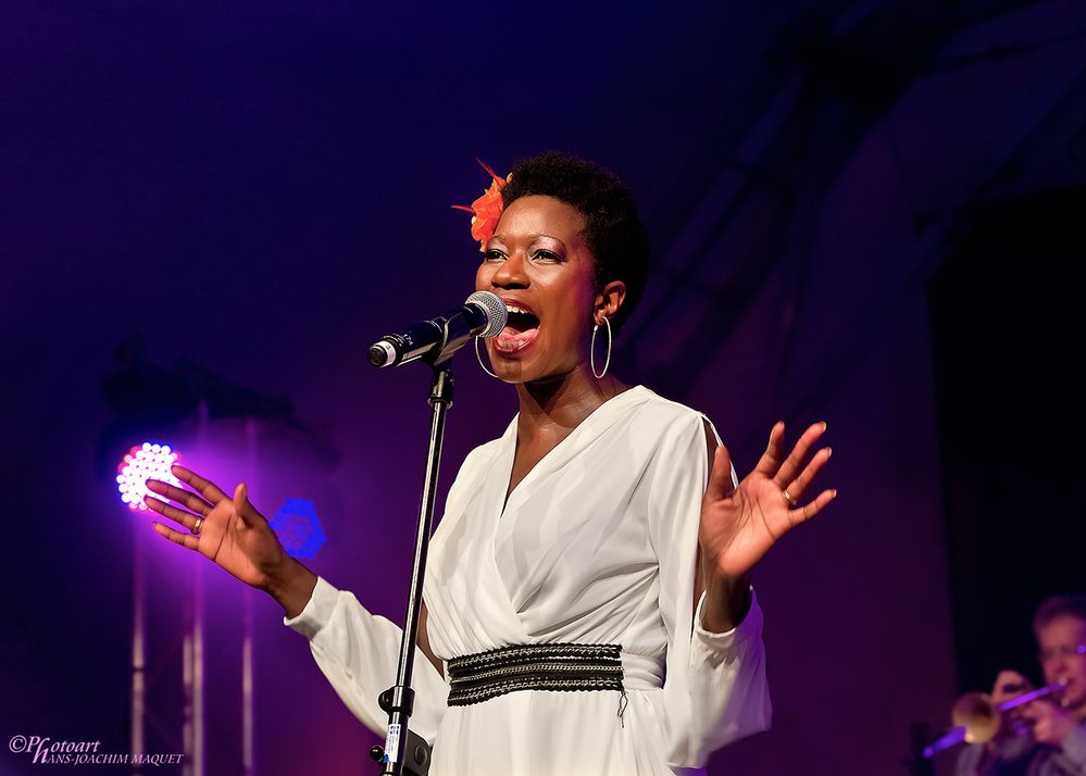 Vanessa Haynes Foto & Bild | kunstfotografie & kultur, musik & konzert ...