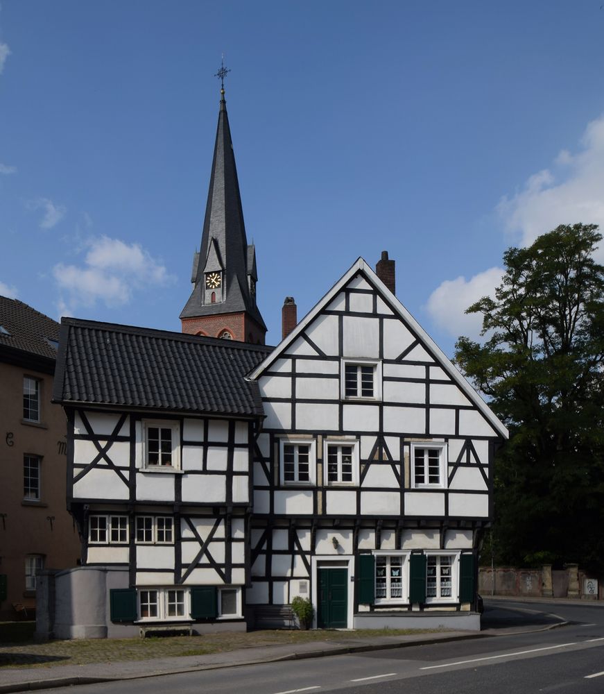 Velbert Langenberg (22) Foto & Bild | altstadt, fachwerk, architektur ...