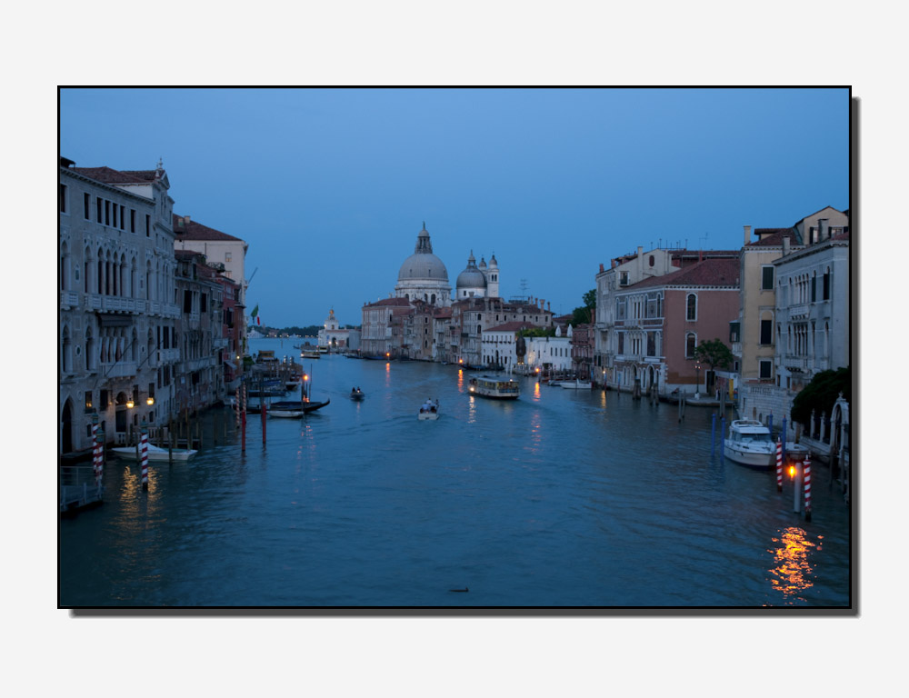 Venedig bei Nacht Foto & Bild | europe, italy, vatican city, s marino, italy Bilder auf ...