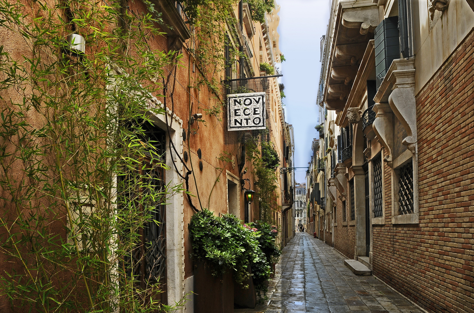 Venedig Romanisch Foto & Bild | italy, street, fenster Bilder auf ...