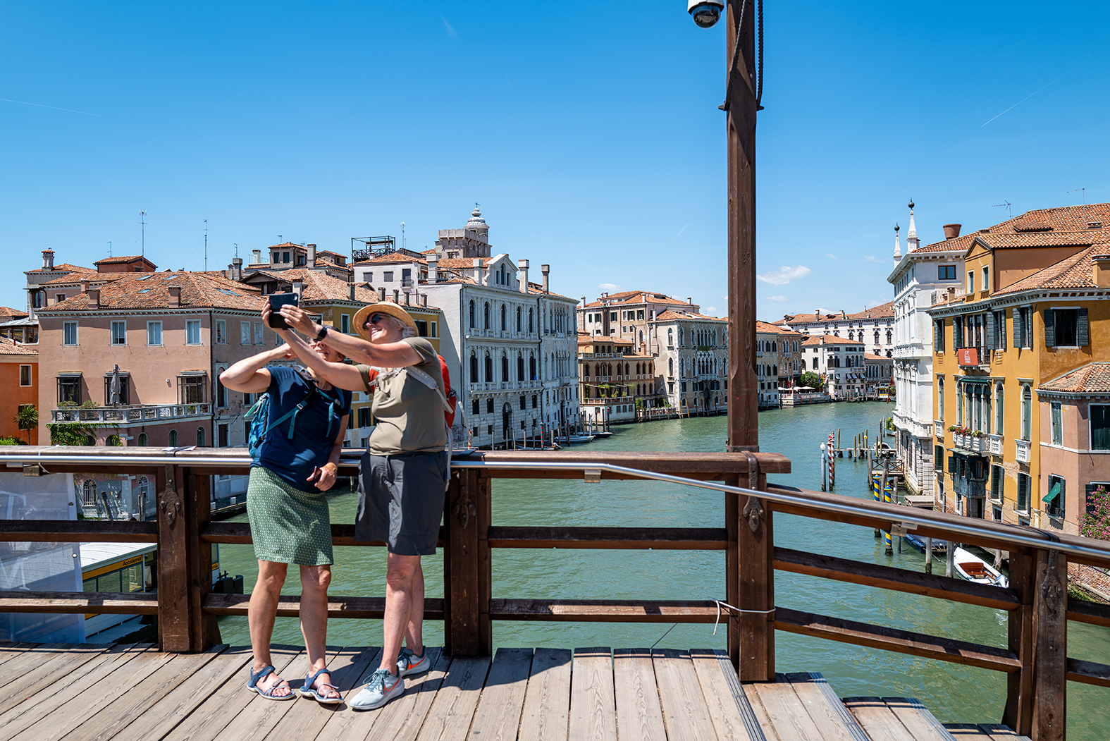 Venedig street Foto & Bild | streetfotografie mit menschen, venezia, menschen Bilder auf ...