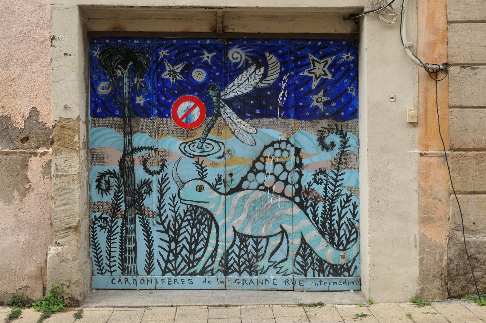 vergangene Zeiten Foto & Bild | architektur, streetart, graffiti & tags, kunstfotografie ...