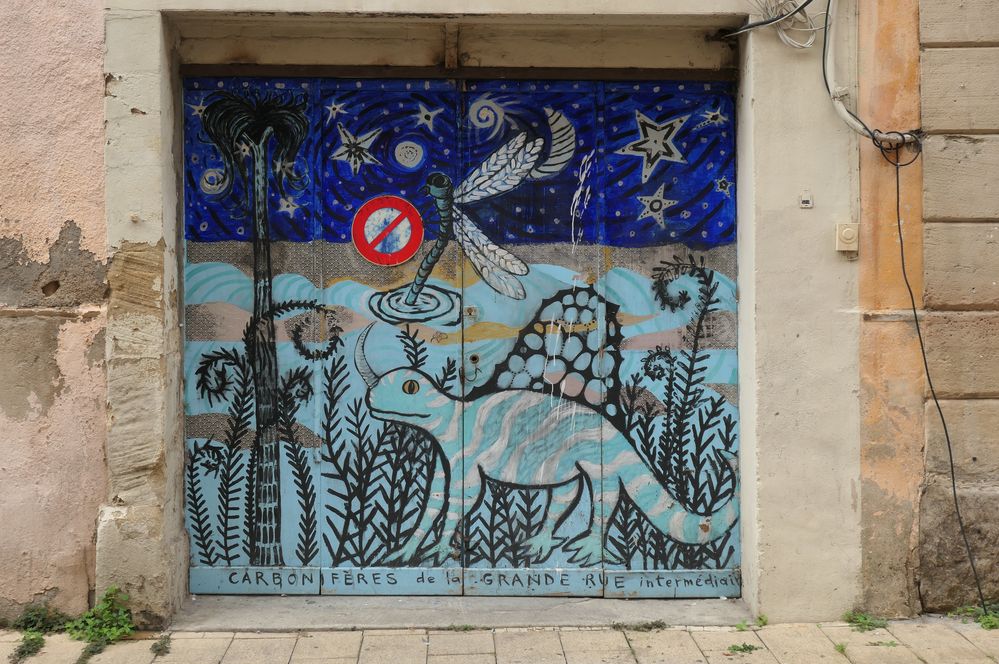 vergangene Zeiten Foto & Bild | architektur, streetart, graffiti & tags, kunstfotografie ...