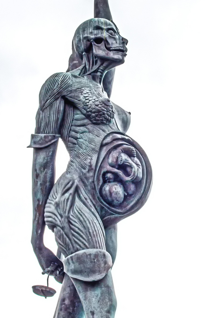 Verity-Statue von Damien Hirst, die Rückseite Foto & Bild ...