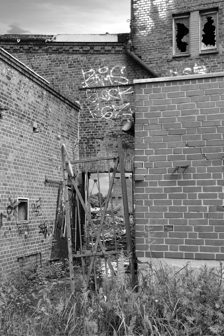 Verlassen Foto & Bild | architektur, lost places, müll Bilder auf ...
