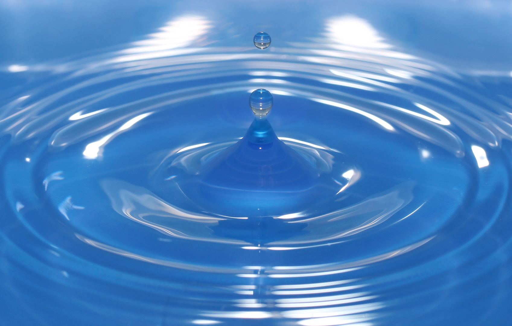 Versuche in der Tropfenfotografie Foto & Bild | experimente, wasser ...