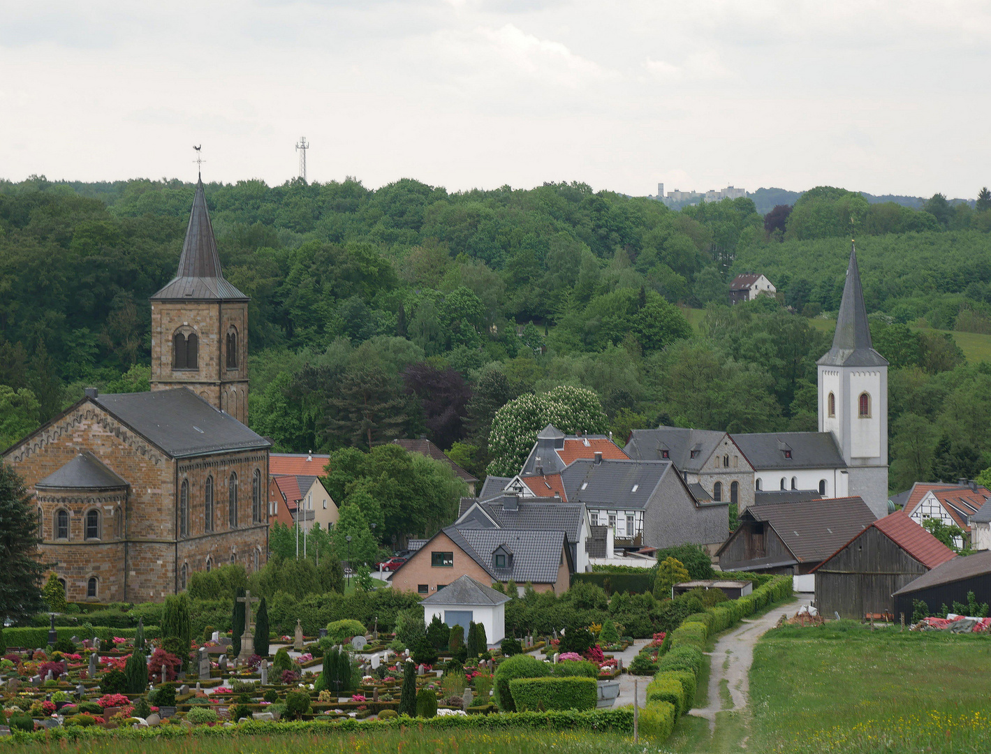 Verträumte, Ortschaft Düssel. Foto & Bild | world, wald, natur Bilder ...