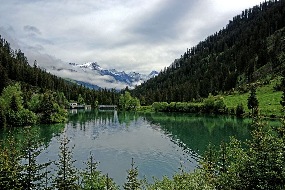 Verwall-Stausee auf ca. 1300m Foto & Bild | wasser, bäume, grün Bilder ...