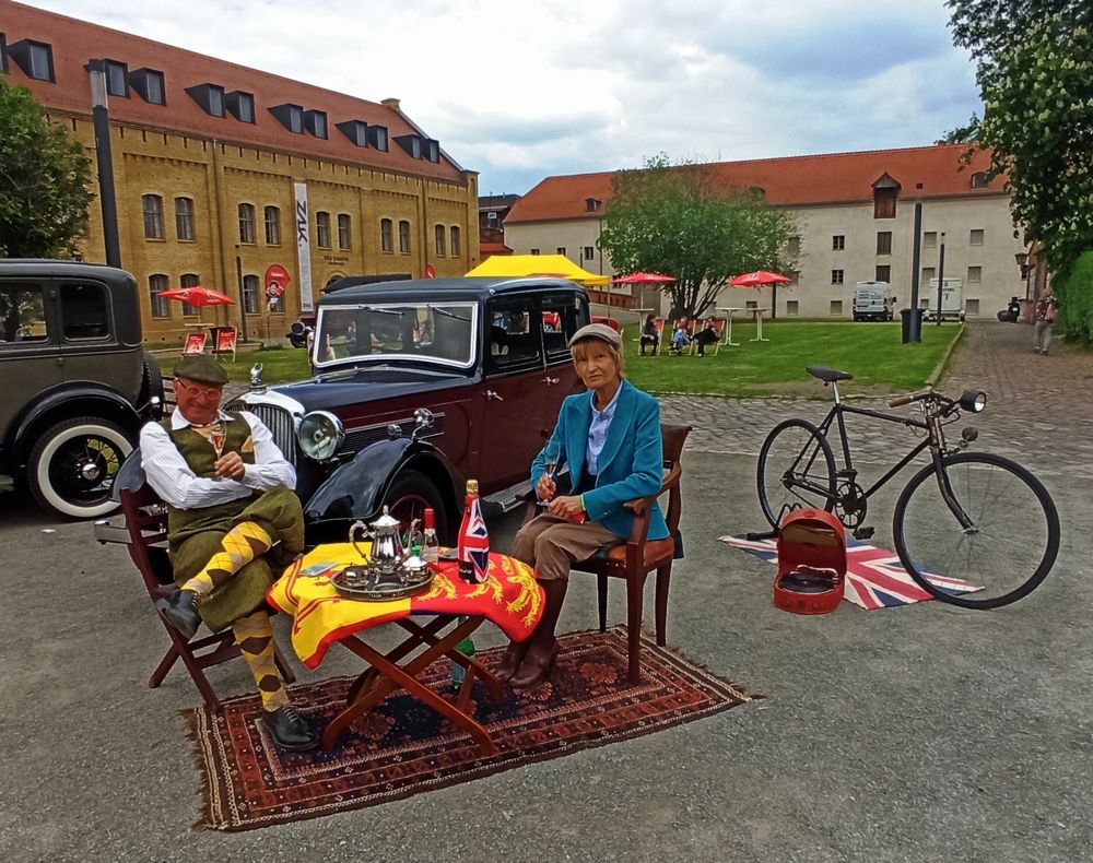 Very British Foto & Bild | erwachsene menschen, reportage dokumentation, autos & zweiräder ...