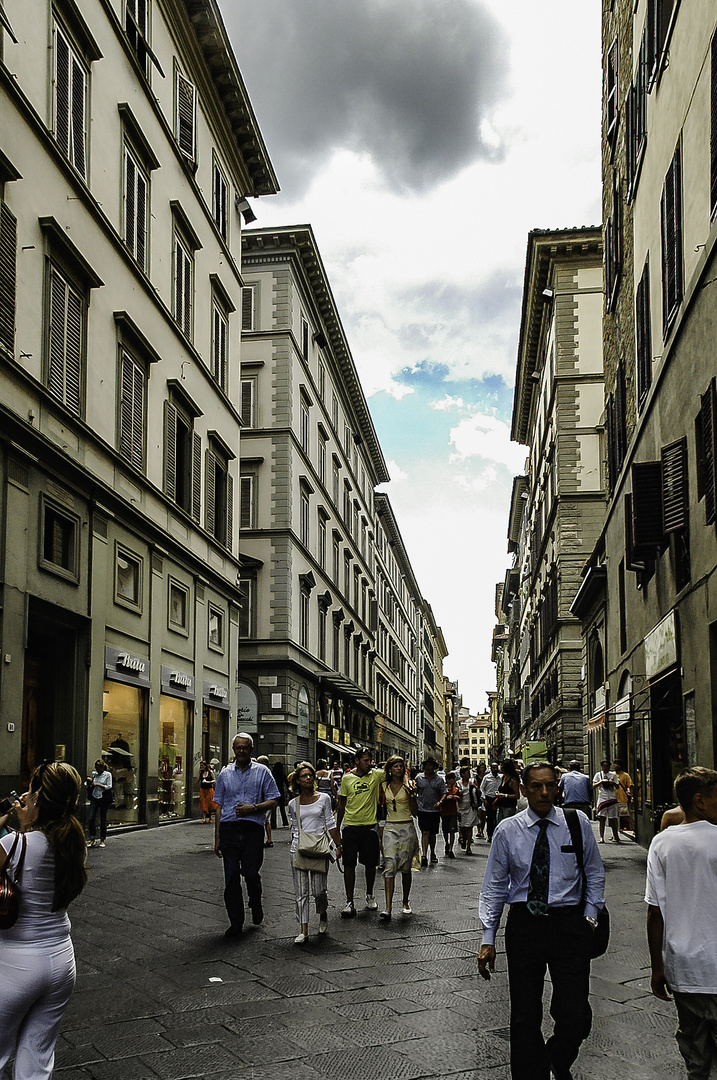 Via del Calzaiuoli Foto & Bild | dokumentation, sommer, italien Bilder ...