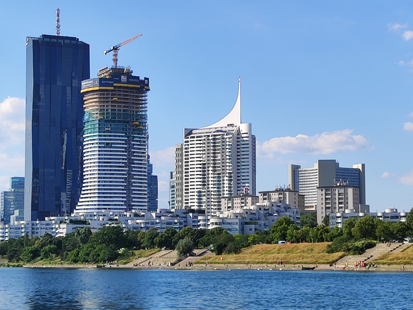 VIC Vienna International City Foto & Bild | architektur, europe ...