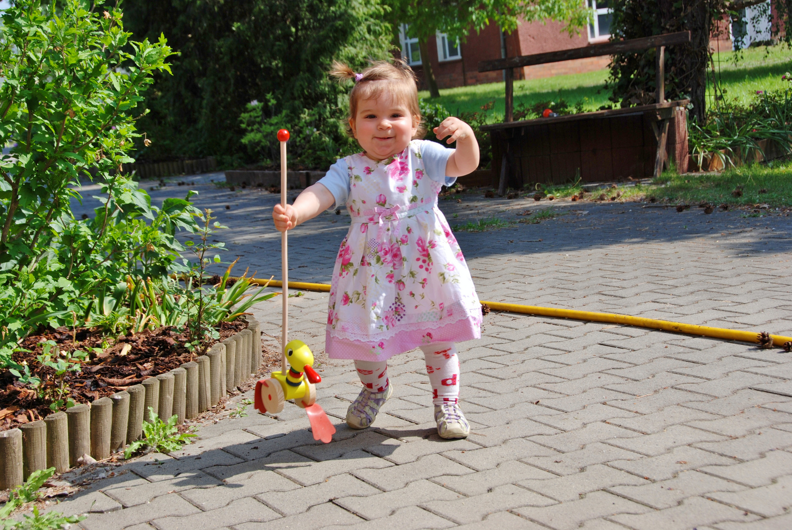 Viele erste Schritte machen einfach Freude! Foto & Bild | emotionen ...