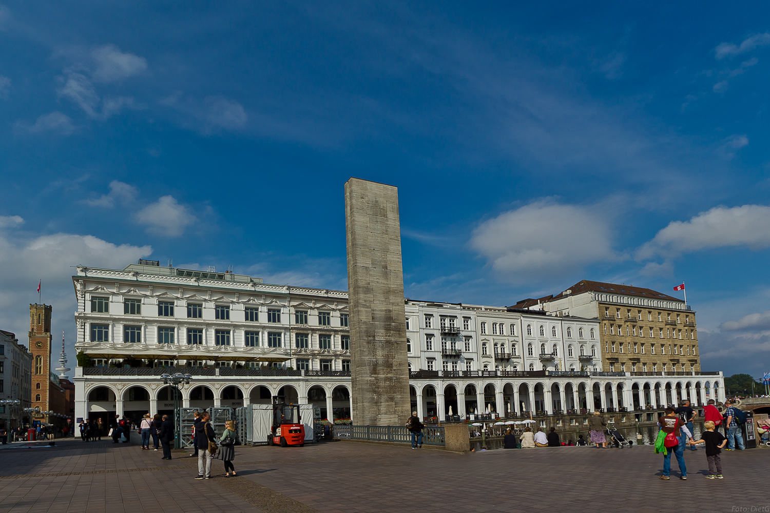 Vierzig Tausend Söhne der Stadt liessen ihr Leben für Euch? Foto & Bild ...