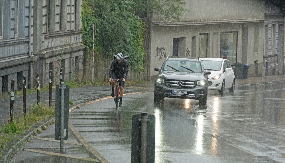 Viva la Tour oder Lieferando.de Foto & Bild | erwachsene menschen, streetfotografie mit menschen ...
