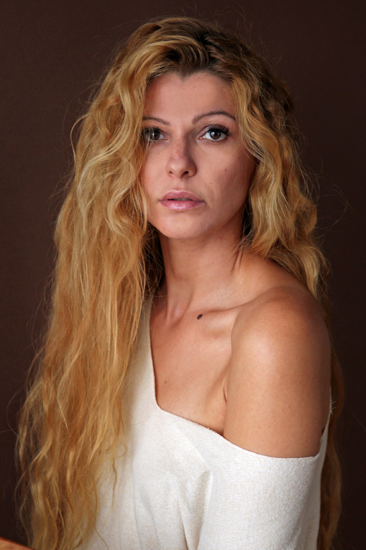 Vivien Foto & Bild | portrait, portrait frauen, studio Bilder auf ...