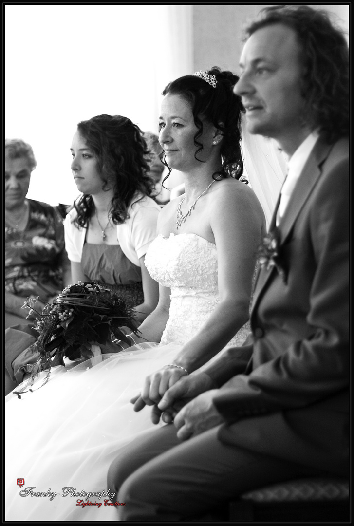 Voller Vorfreude Foto & Bild | hochzeit, themenshootings, hochzeit liebe ehe vertrauen ...