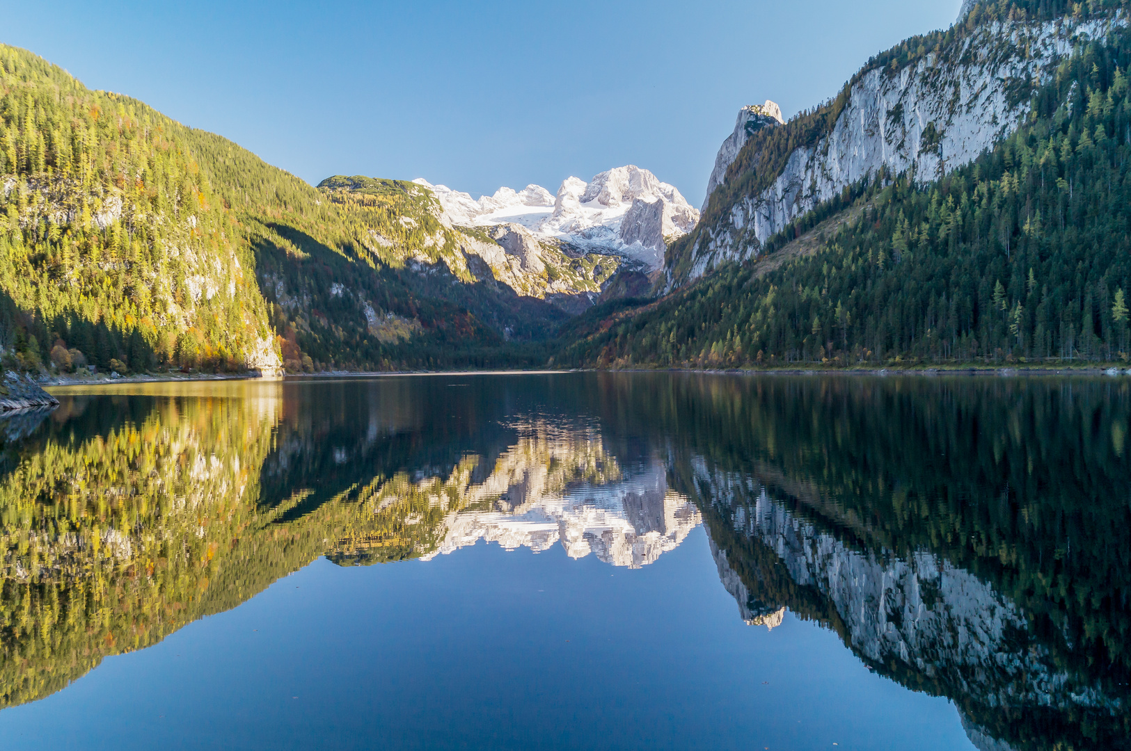 Vorderer Gosausee mit Dachstein Foto & Bild | landschaft, berge ...