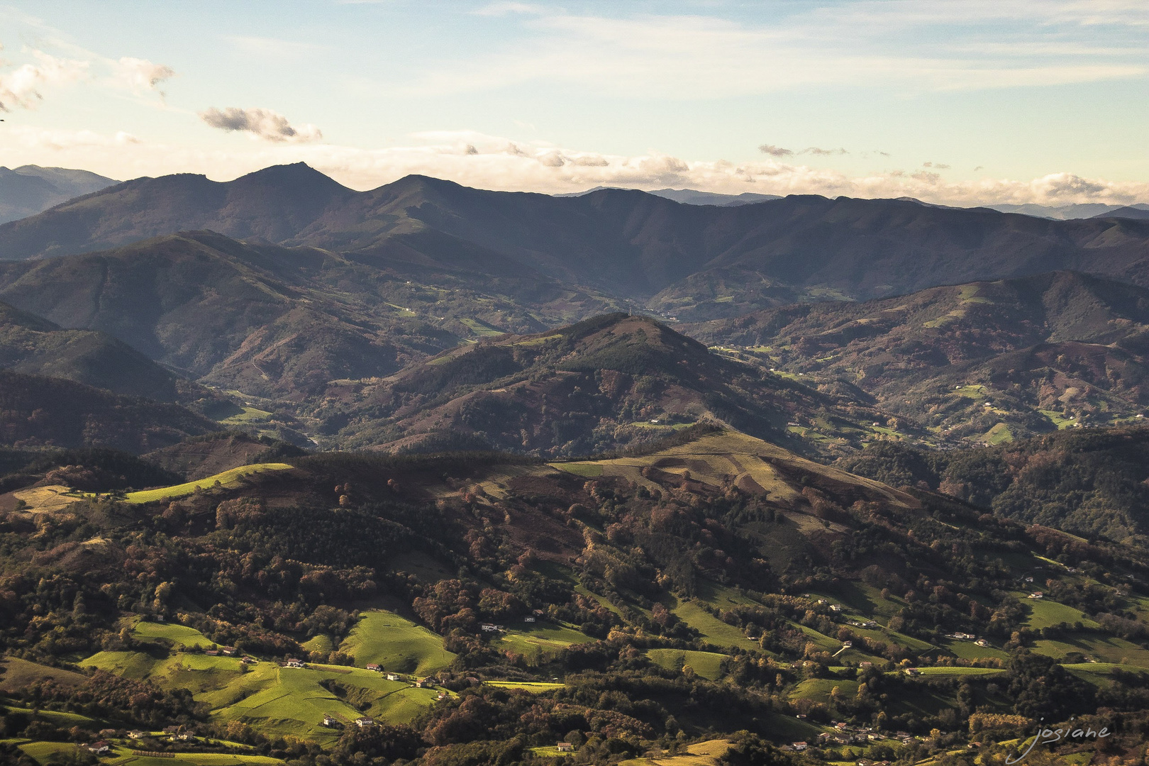 VUE A PARTIR DE LA RHUNE photo et image | nature, paysages Images ...