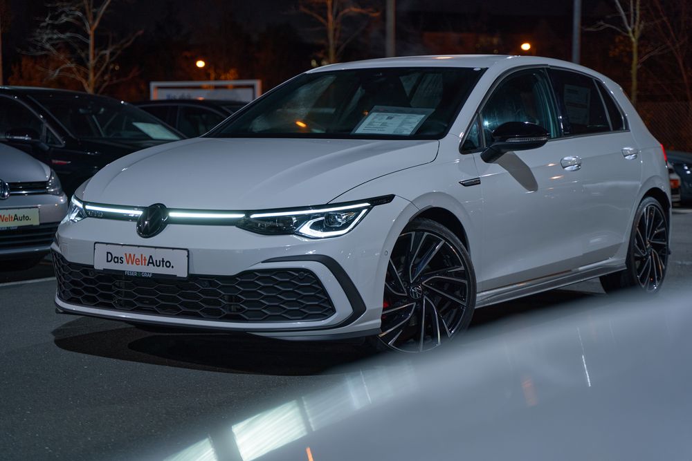 VW Golf VIII GTD / Nightshot Foto & Bild | nacht, nachtaufnahme, autos ...