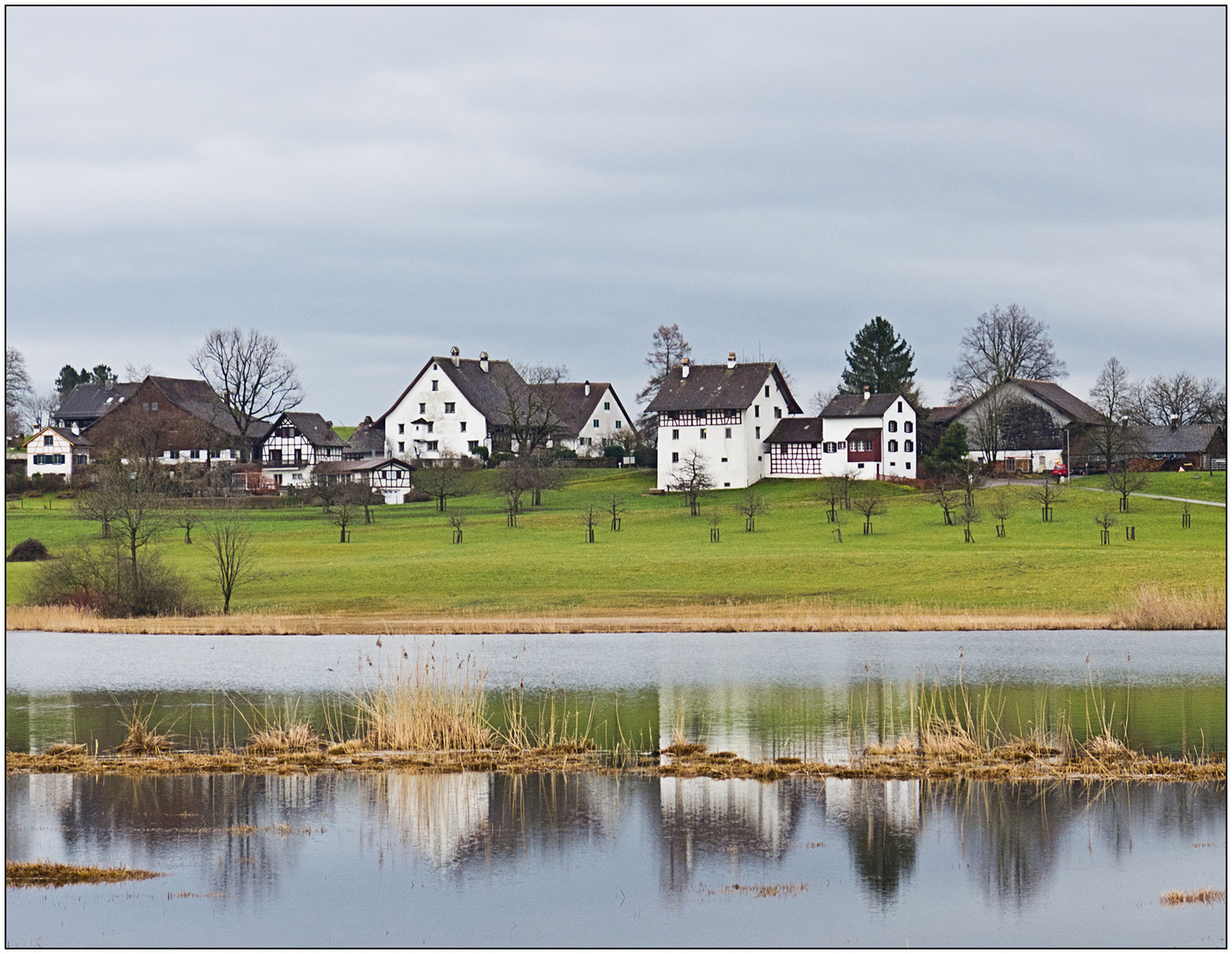 während Foto & Bild | landschaft, bach, fluss & see, lützelsee Bilder ...