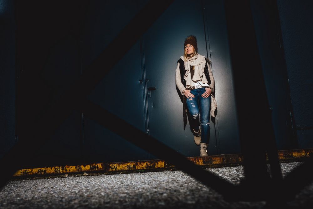 Waiting Foto & Bild | erwachsene, portraits female, portrait Bilder auf ...