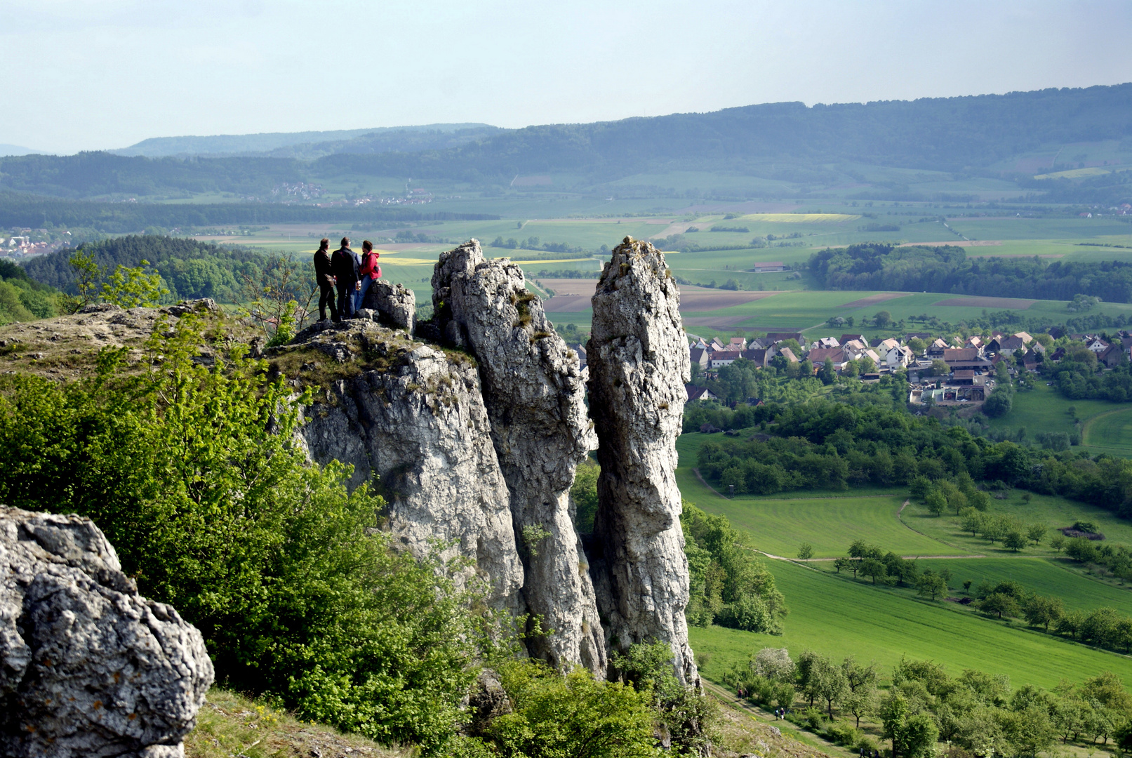 "Walberla", der Hausberg der Franken Foto & Bild | landschaft, berge ...