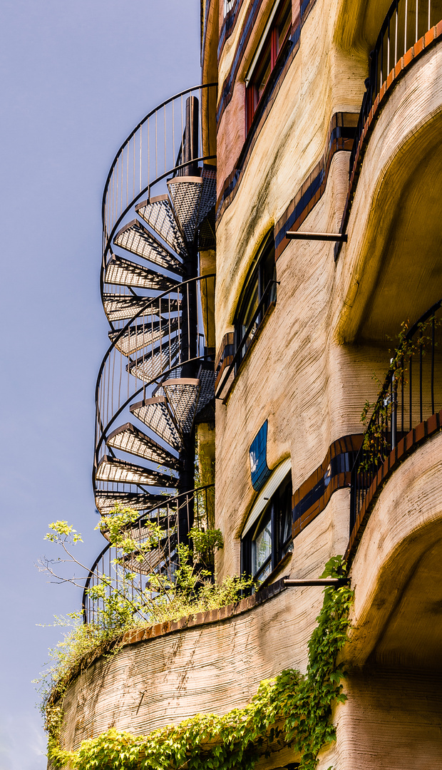 Waldspirale Darmstadt - Wendeltreppe Foto & Bild | bäume, kunst ...